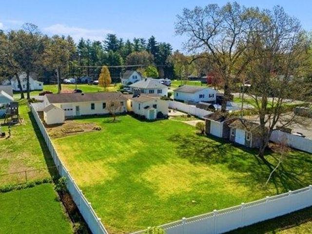 house with 3 bedroom, South Hadley MA DS102447119