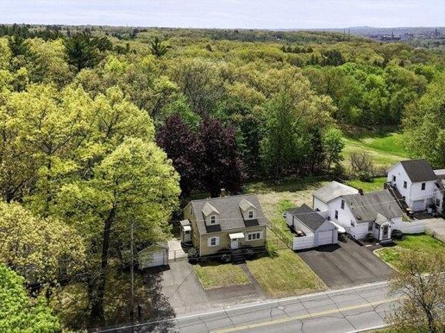 house with 3 bedroom, South Hadley MA DS102372207