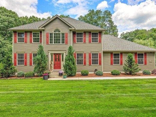 house with 3 bedroom, South Hadley MA DS104266220