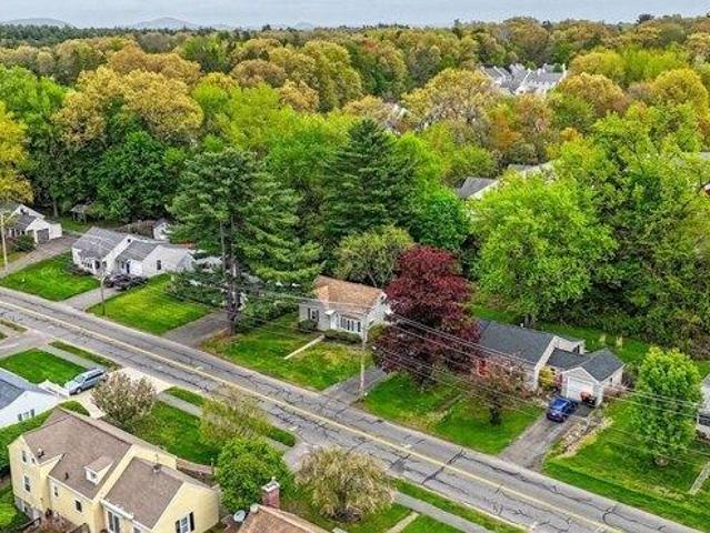 house with 3 bedroom, South Hadley MA ES102824069