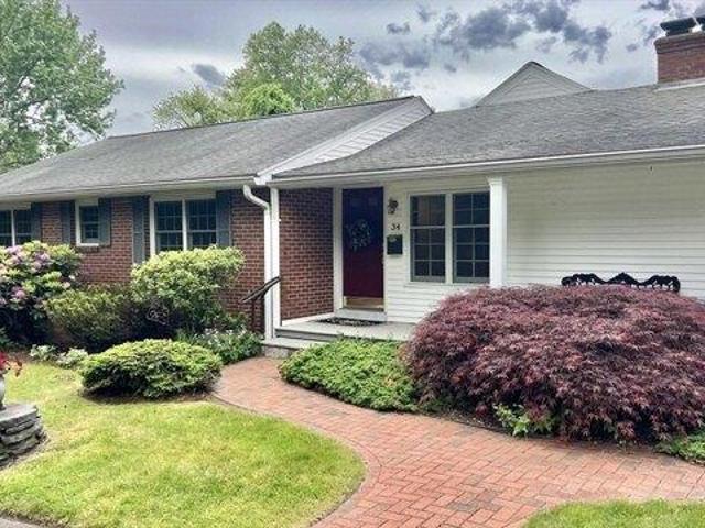 house with 3 bedroom, South Hadley MA ES103849817