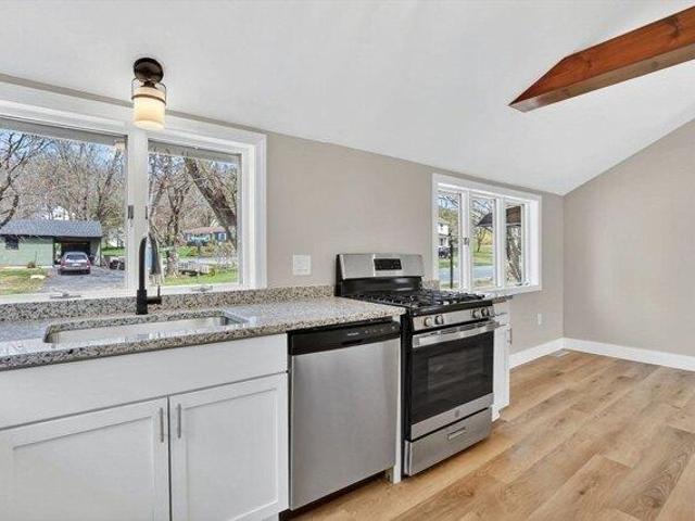 house with 3 bedroom, South Hadley MA ES103186292