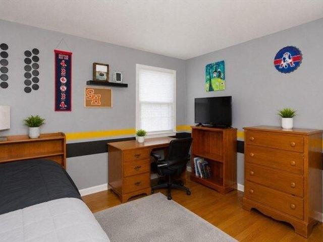 house with 3 bedroom, South Hadley MA ES104851005