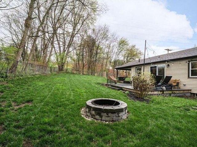house with 3 bedroom, South Hadley MA ES105059389