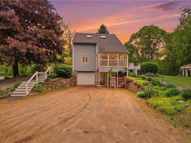 house with 3 bedroom, South Kingstown RI DLS103017962