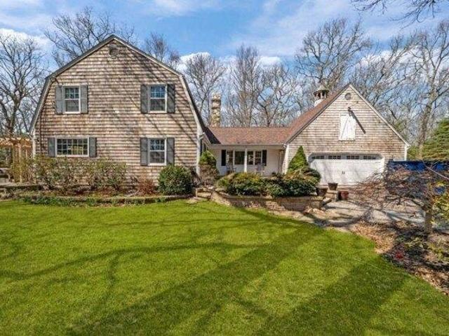 house with 3 bedroom, South Kingstown RI DLS103102387