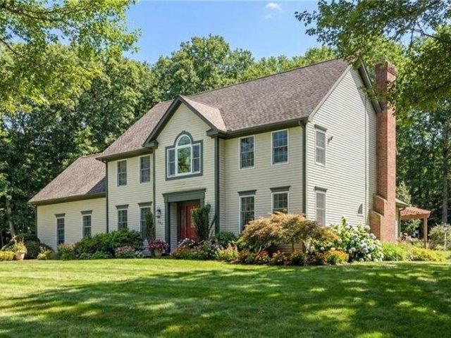 house with 3 bedroom, South Kingstown RI DS101659951