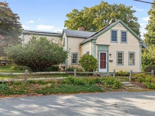 house with 3 bedroom, South Kingstown RI DS102443482