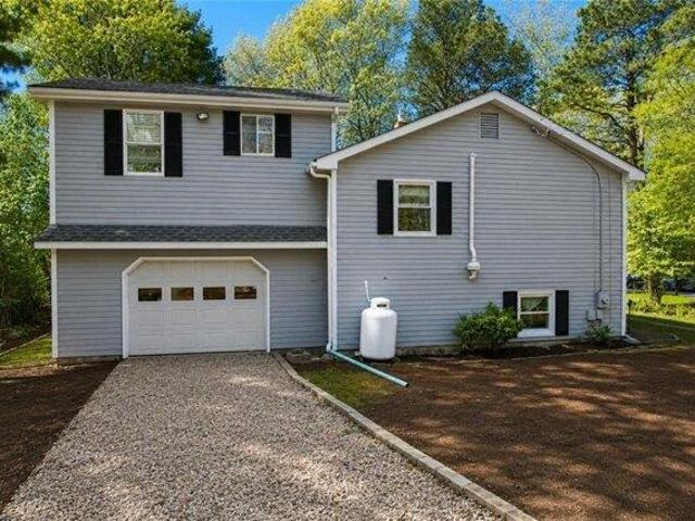 house with 3 bedroom, South Kingstown RI DS102446032