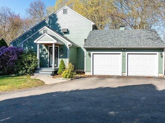house with 3 bedroom, South Kingstown RI DS102584142