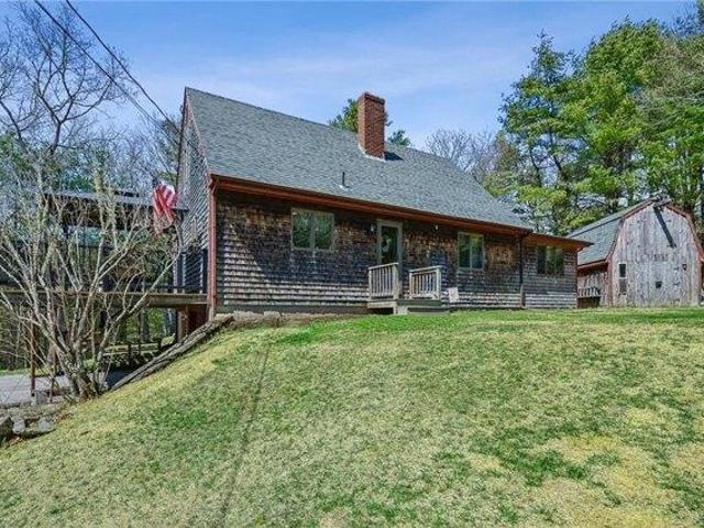 house with 3 bedroom, South Kingstown RI DS102118735
