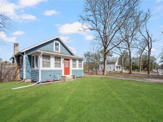 house with 3 bedroom, South Kingstown RI DS102156038