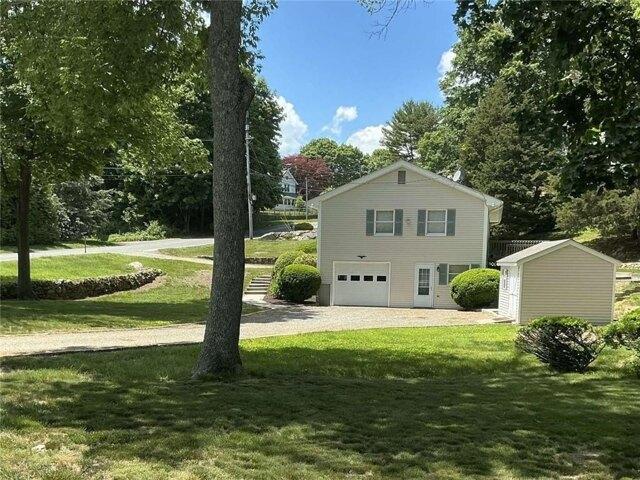house with 3 bedroom, South Kingstown RI DS103851444