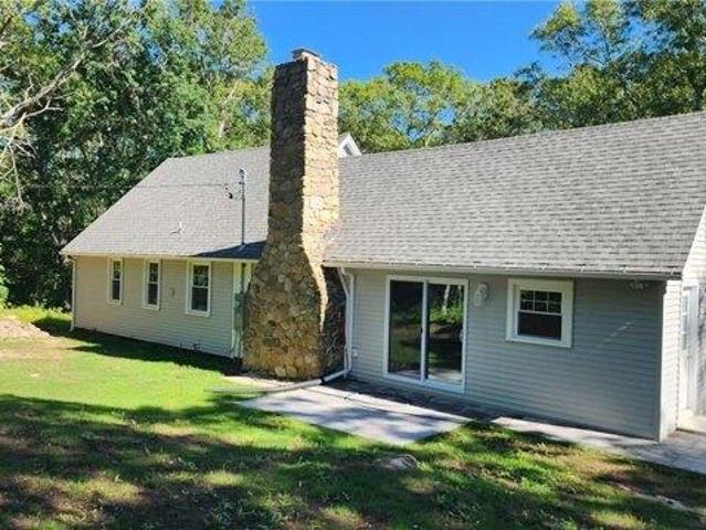 house with 3 bedroom, South Kingstown RI DS103852164