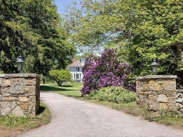 house with 3 bedroom, South Kingstown RI DS103853076