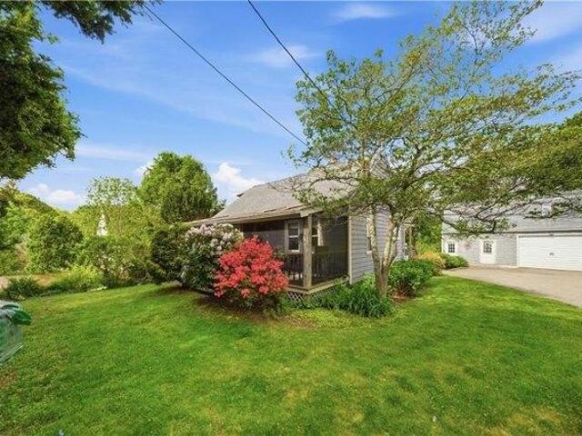 house with 3 bedroom, South Kingstown RI DS103158583