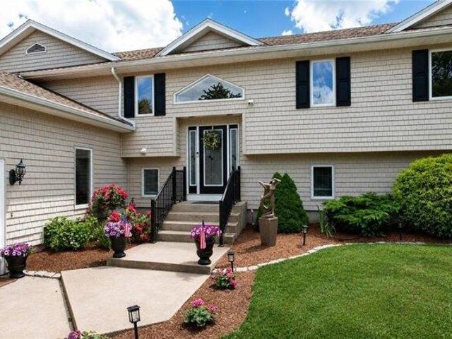 house with 3 bedroom, South Kingstown RI DS104011194
