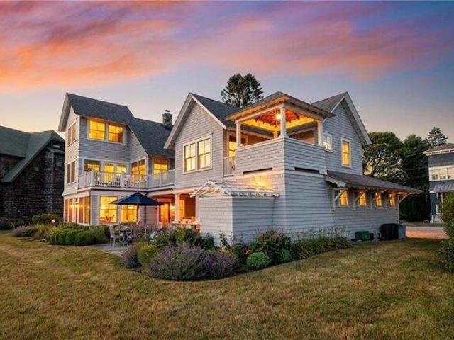 house with 3 bedroom, South Kingstown RI ES103807009