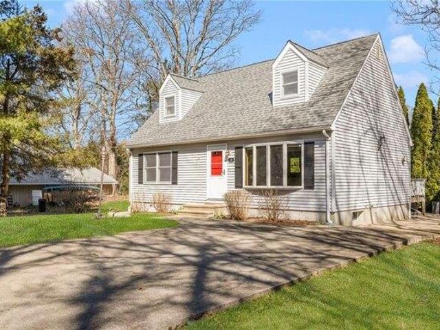 house with 3 bedroom, South Kingstown RI ES103223549
