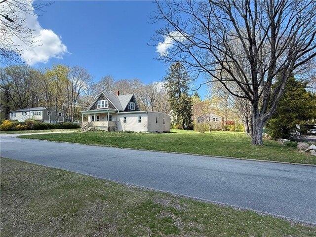 house with 3 bedroom, South Kingstown RI ES103250418