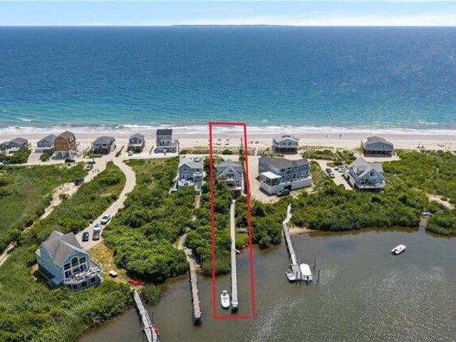 house with 3 bedroom, South Kingstown RI ES104850184