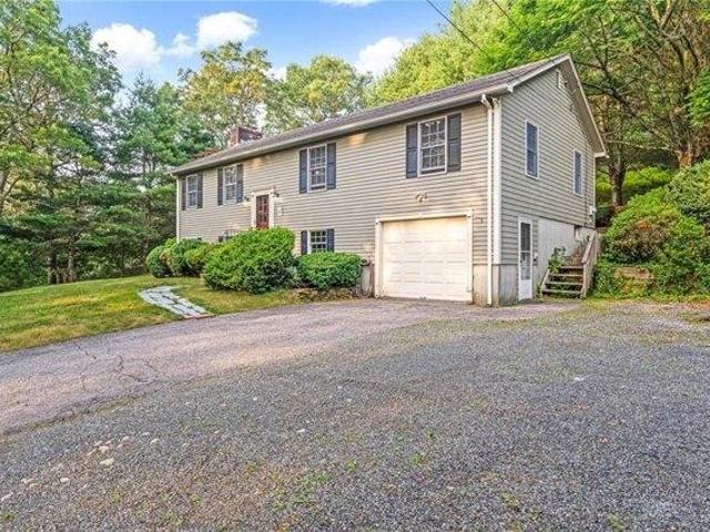 house with 3 bedroom, South Kingstown RI ES104329355