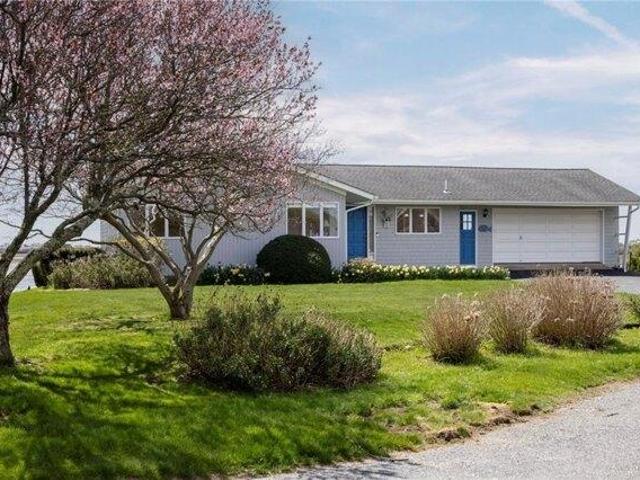 house with 3 bedroom, South Kingstown RI ES105081196