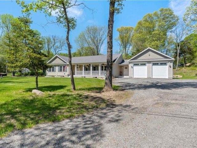 house with 3 bedroom, South Kingstown RI ES105095783