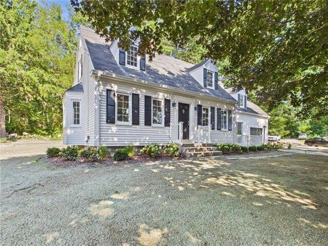 house with 3 bedroom, South Kingstown RI ES105158911