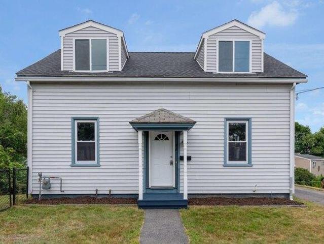 house with 3 bedroom, South Portland ME ES104570680