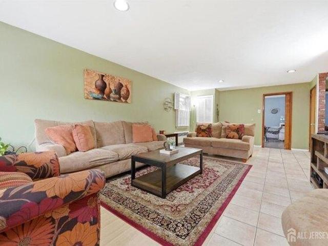 house with 3 bedroom, South Plainfield NJ ES105157147