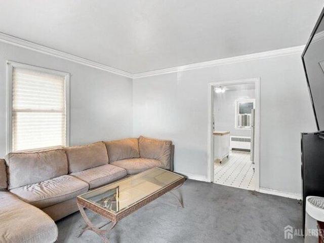 house with 3 bedroom, South River NJ ES105174984