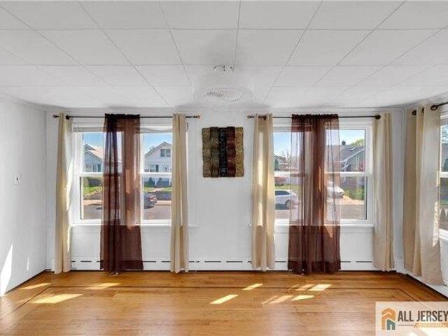 house with 3 bedroom, South River NJ ES105207295