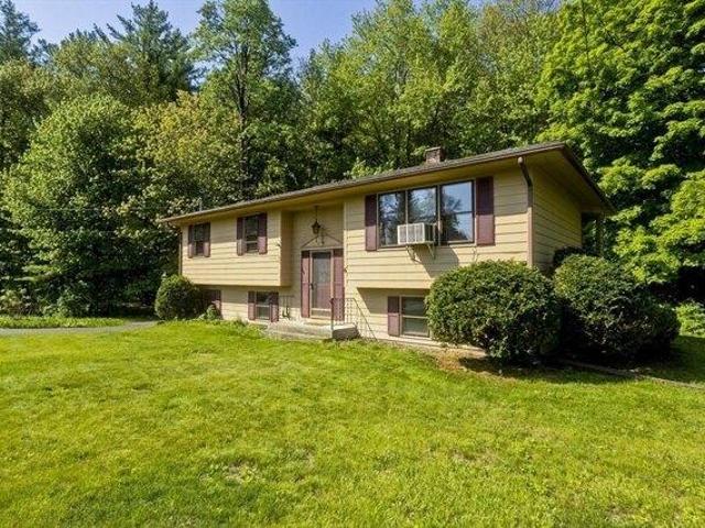 house with 3 bedroom, Southampton MA ES103443161