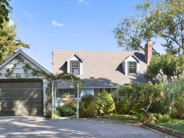 house with 3 bedroom, Southampton NY DS98330505