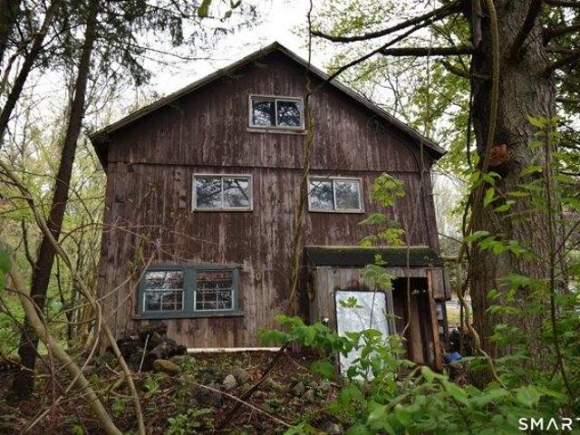 house with 3 bedroom, Southbury CT DLS102827176