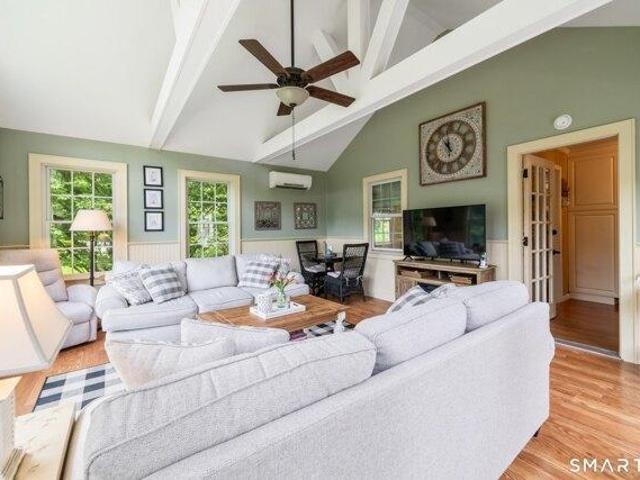 house with 3 bedroom, Southbury CT ES103100815