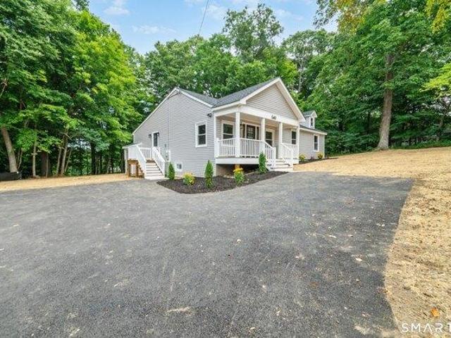 house with 3 bedroom, Southbury CT ES104569248