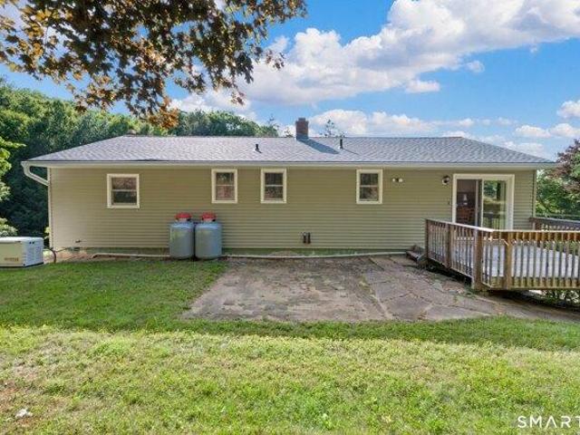 house with 3 bedroom, Southbury CT ES104570475
