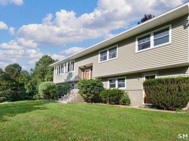 house with 3 bedroom, Southbury CT ES105125423