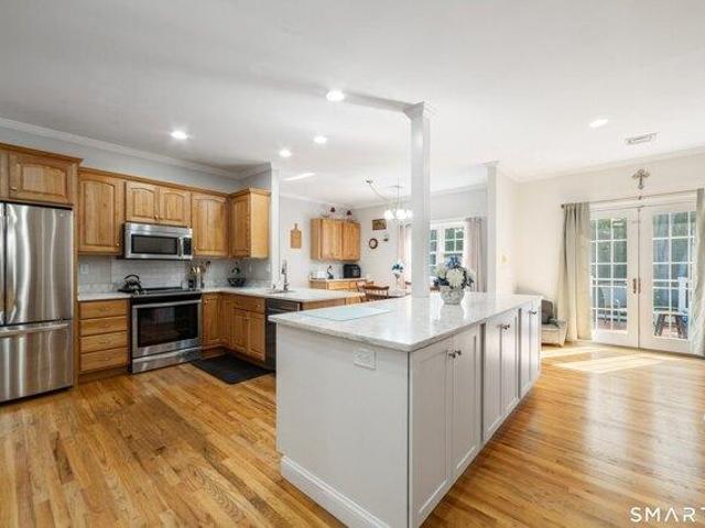 house with 3 bedroom, Southbury CT ES105140776