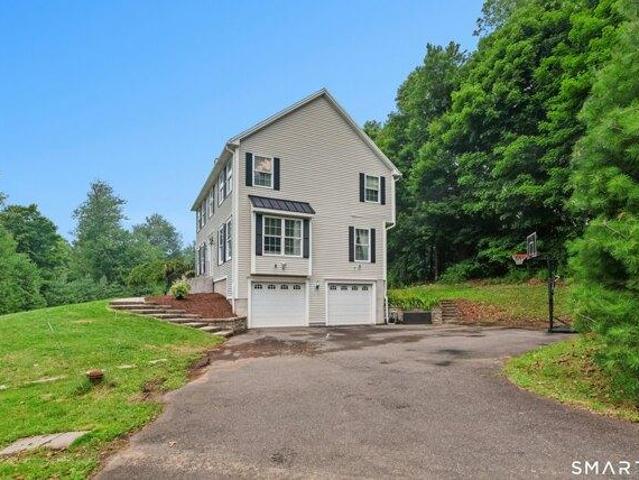 house with 3 bedroom, Southbury CT ES105159115