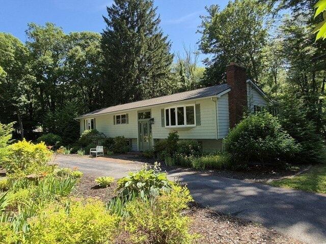 house with 3 bedroom, Southborough MA DS103929834