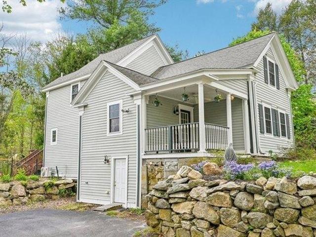 house with 3 bedroom, Southborough MA ES103970059