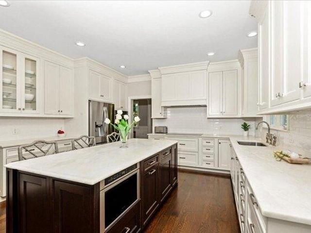 house with 3 bedroom, Southborough MA ES104512271
