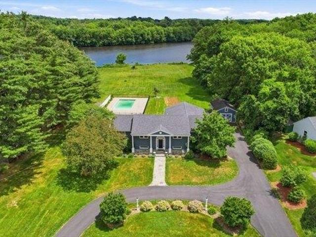 house with 3 bedroom, Southborough MA ES104870278