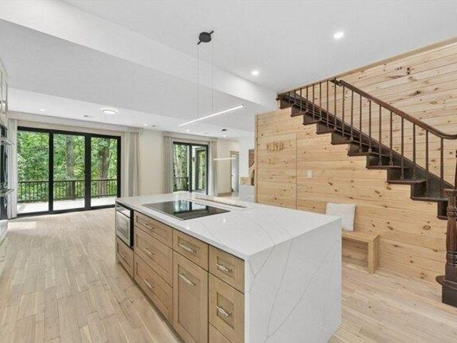 house with 3 bedroom, Southborough MA ES105116178
