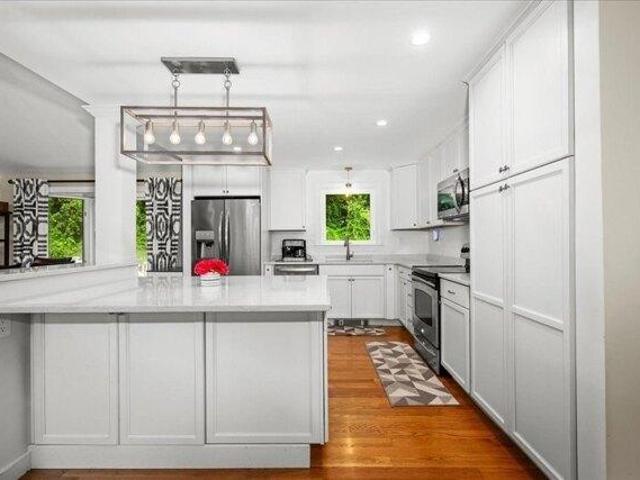 house with 3 bedroom, Southborough MA ES105144482