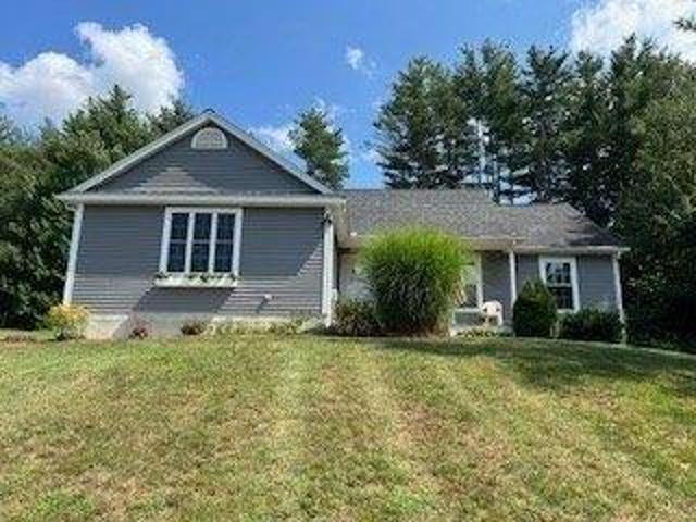 house with 3 bedroom, Southbridge MA DS103034984