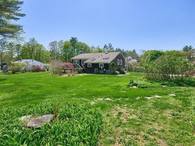 house with 3 bedroom, Southbridge MA ES103190211